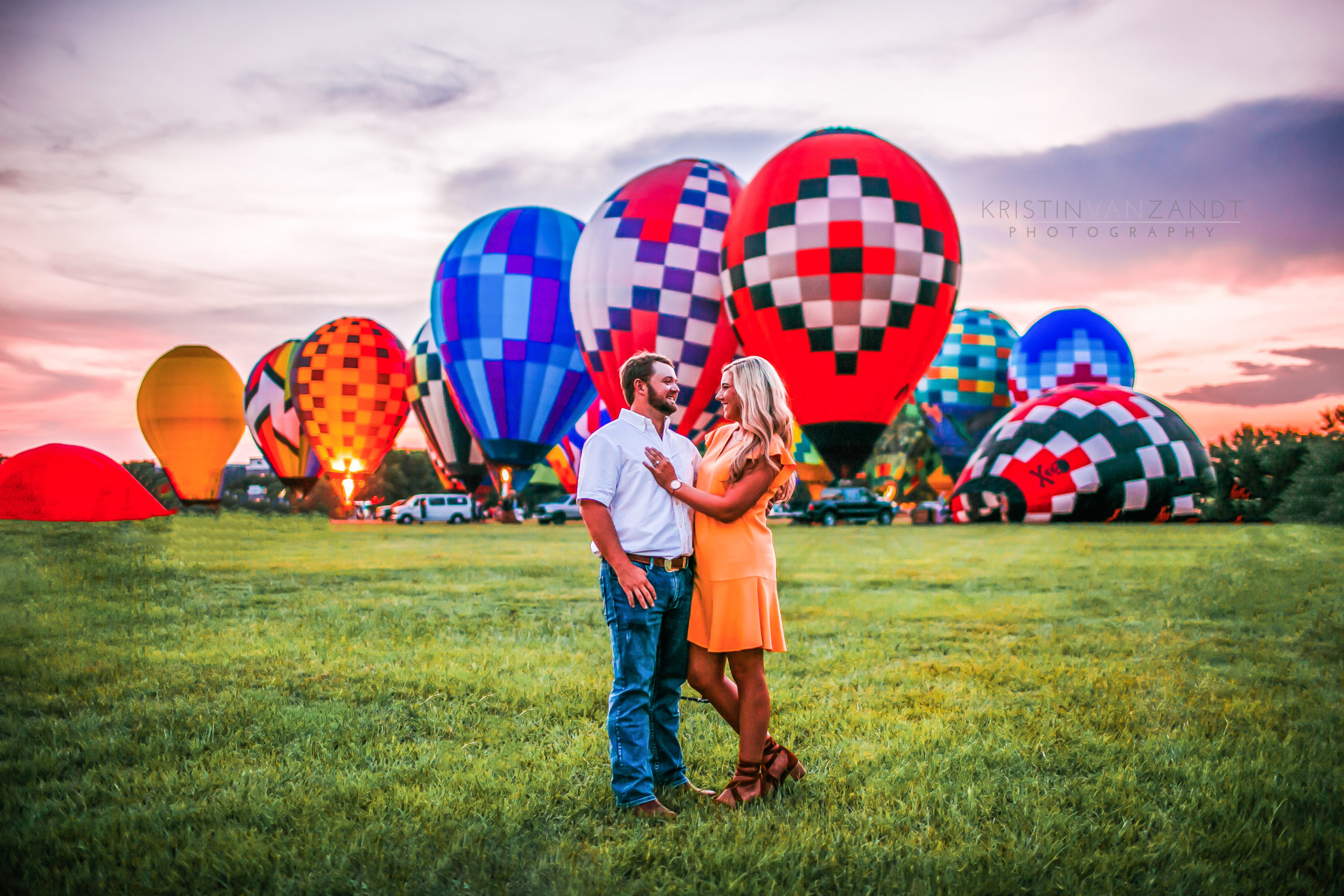 Five Date Ideas at the CenterPoint Energy Red River Balloon Rally | Red ...